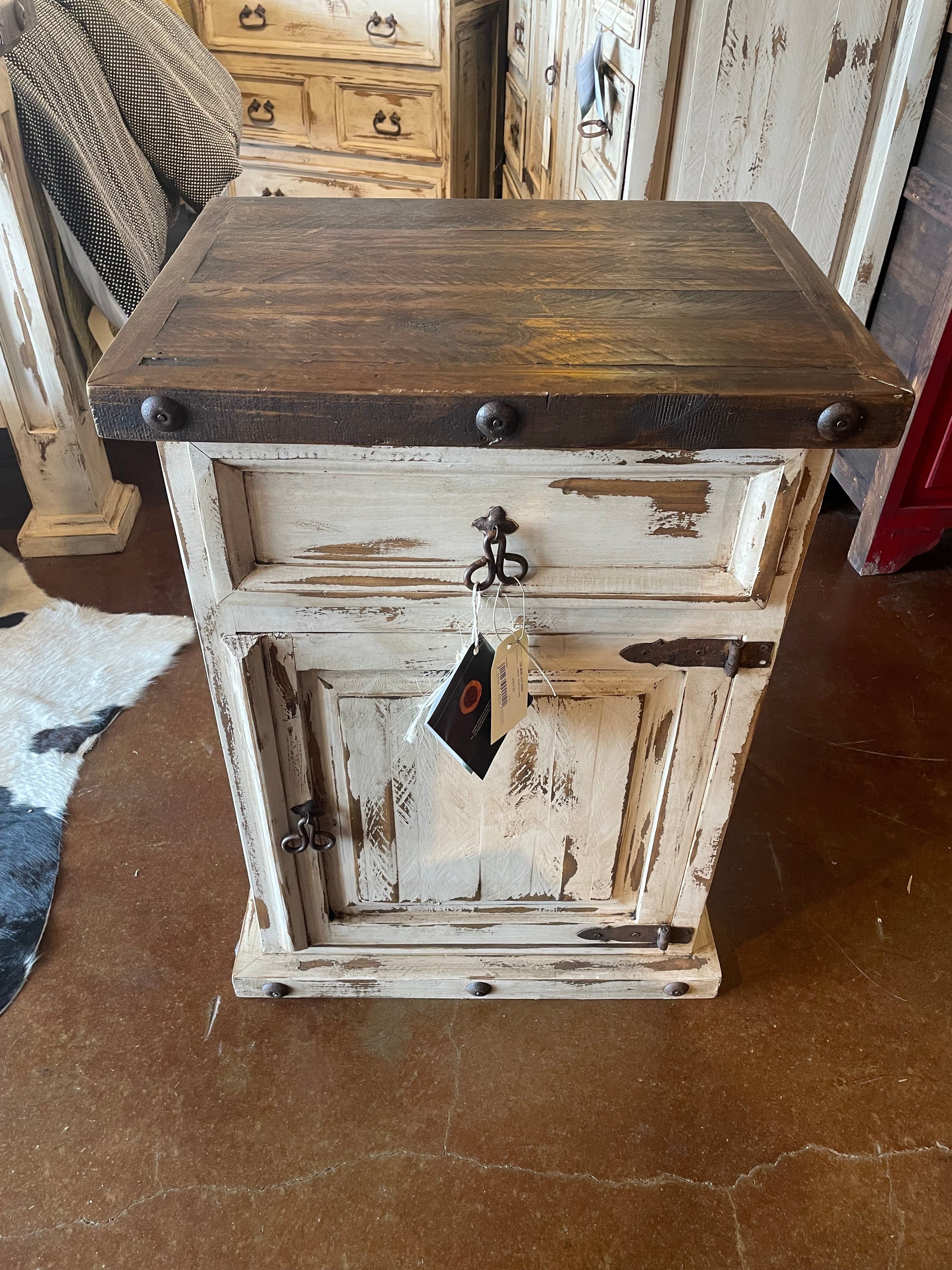RUSTIC LARGE NIGHTSTAND OLDIE WHITE | The Rustic Mile