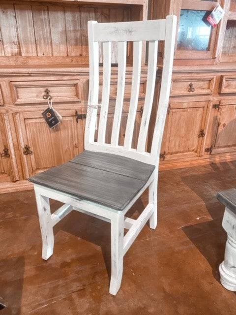 TRADITIONAL SANTA RITA CHAIR W/ WHITE SMOKE BEAN STAIN – The Rustic Mile